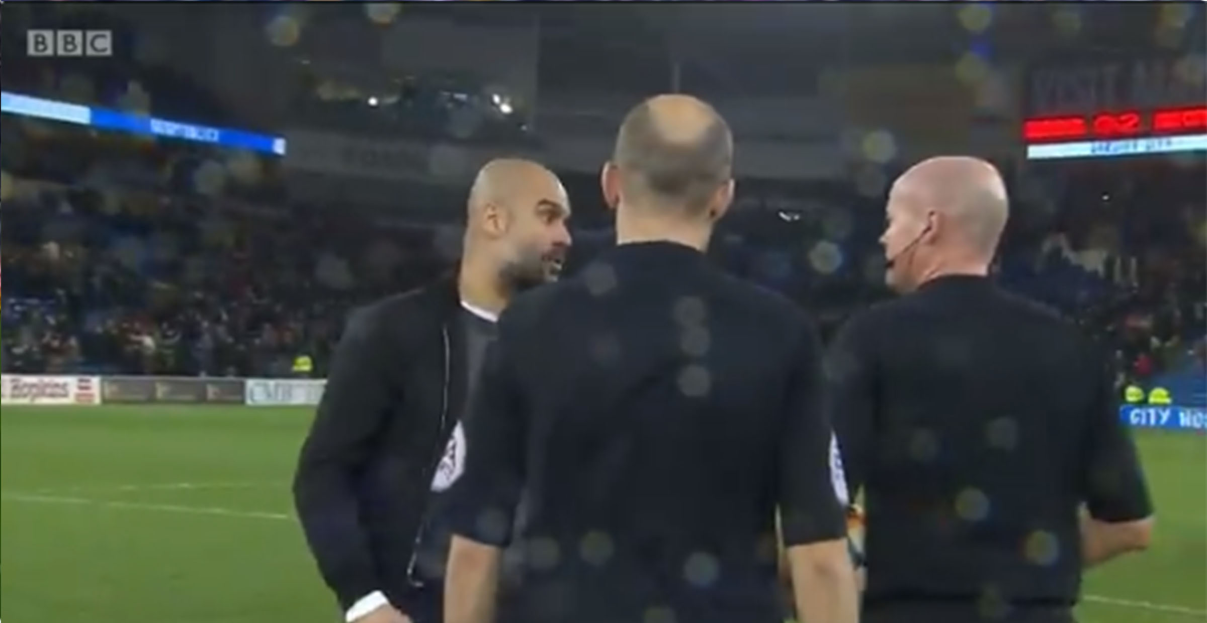 WATCH: Pep Guardiola Loses The Rag Referee Lee Mason After Cardiff vs ...