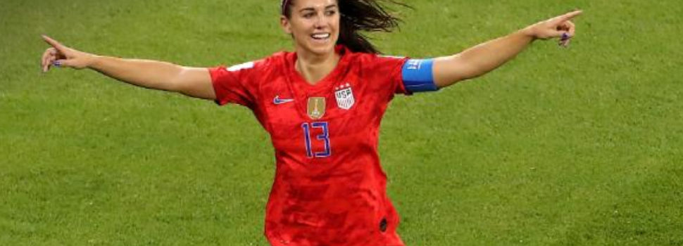 WATCH: Alex Morgan trolls England with tea sipping celebration