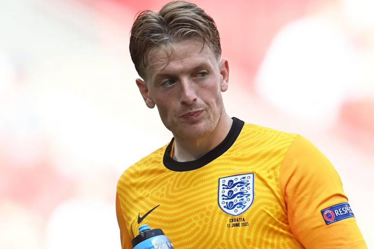 England keeper Jordan Pickford facing police probe over pub fight
