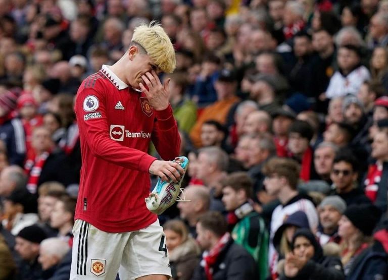 🚨 Truly heartbreaking news has been announced about Alejandro Garnacho 💔